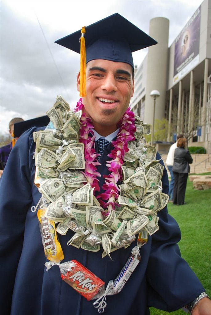 Money Lei | Graduation Gift Idea {Full Photo and Video Tutorial}