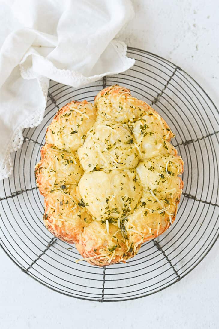 Easy Crockpot Rolls | by Leigh Anne Wilkes