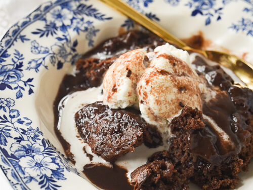 Chocolate Ice Cream Sundae Cake