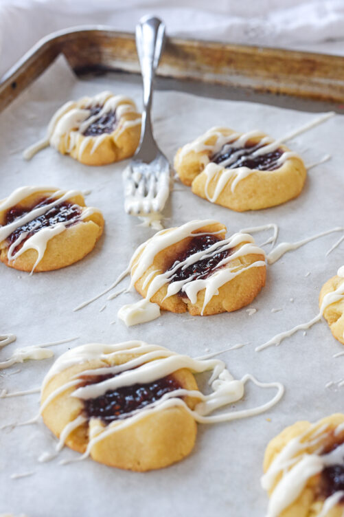 Raspberry Shortbread Cookies | Recipe by Leigh Anne Wilkes