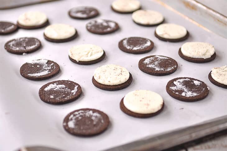 How to Make Chocolate Covered Oreos | by Leigh Anne Wilkes